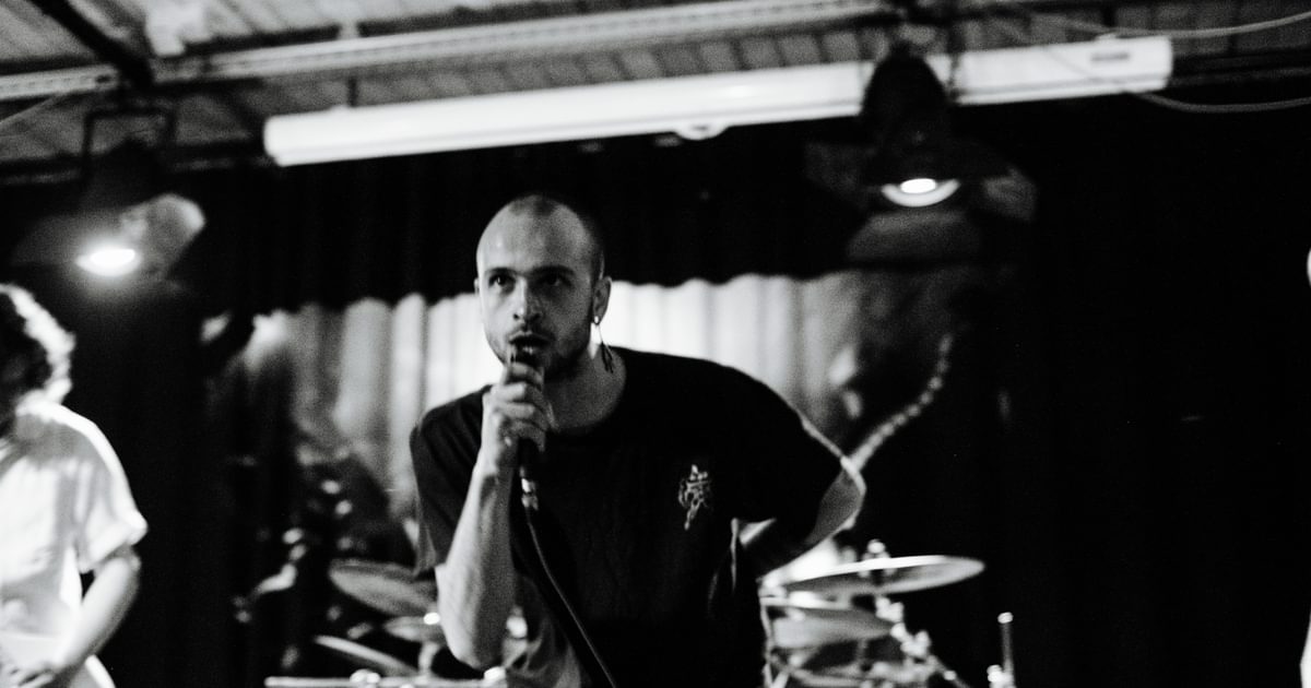 Jong Volk | CHIN geeft punkrock leven in Brugge